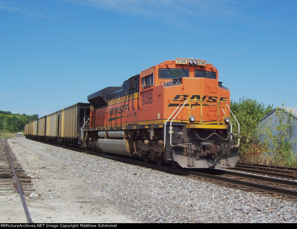BNSF 9388 - DPU